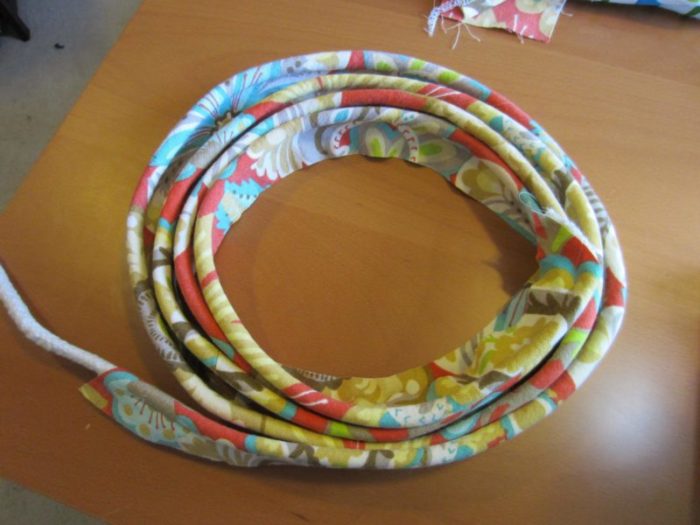 How to Make Custom Piping - Create Whimsy
