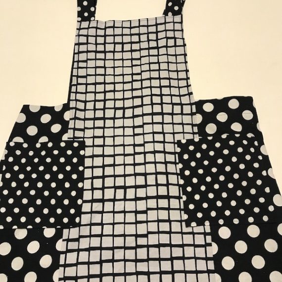 How to Make a Pinafore Apron with Back Cross Straps - Create Whimsy