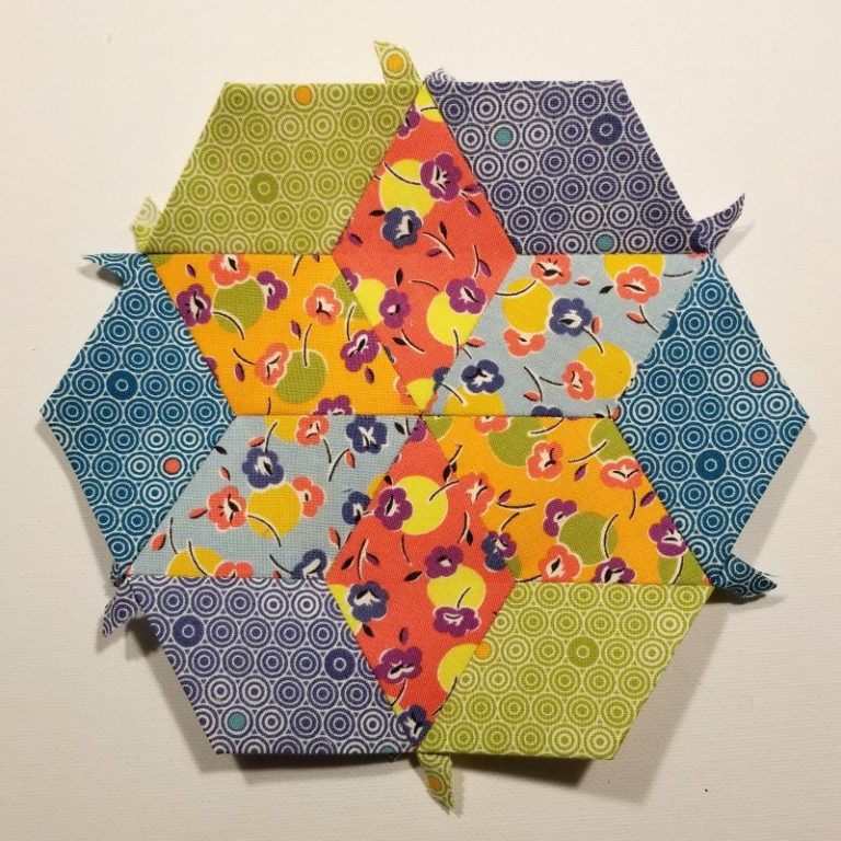 Make an English Paper Pieced Mug Rug - Create Whimsy