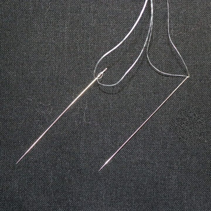 How to Two Needle Right Angle Weave - Create Whimsy