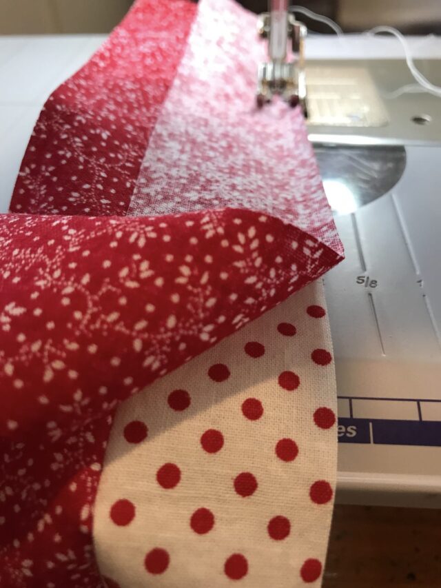 How to Make Placemats: Easy Beginner Sewing Project - Create Whimsy