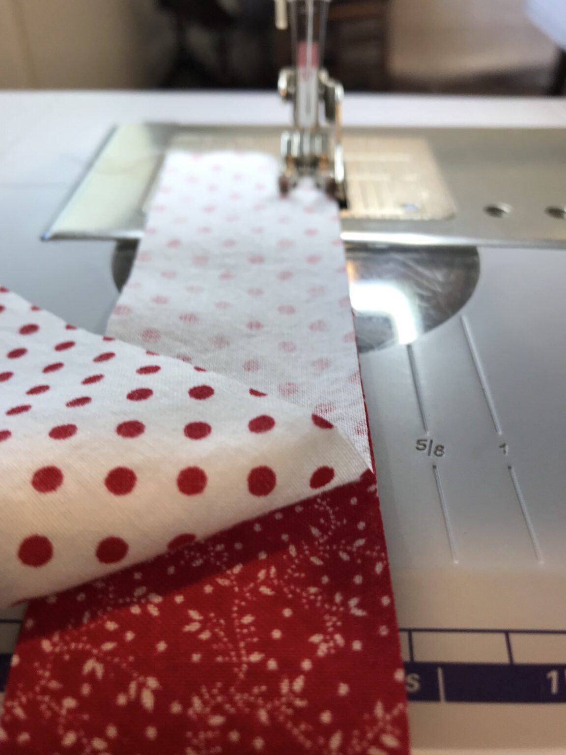 How to Make Placemats: Easy Beginner Sewing Project - Create Whimsy